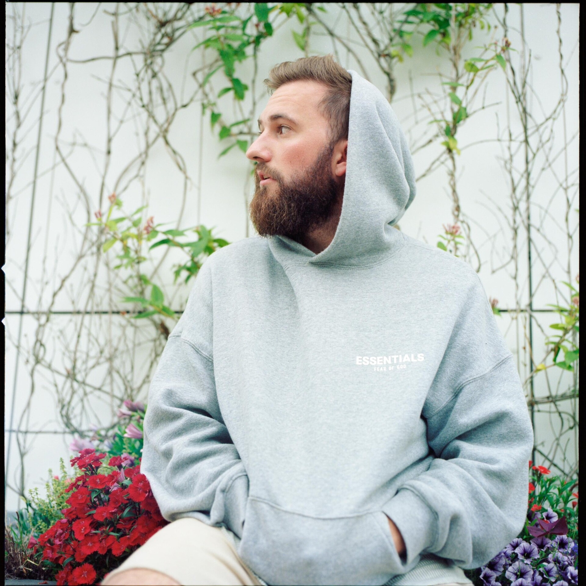 Jonas Risvig: ” Jeg bruger kirken til at give plads til det, der ikke ...